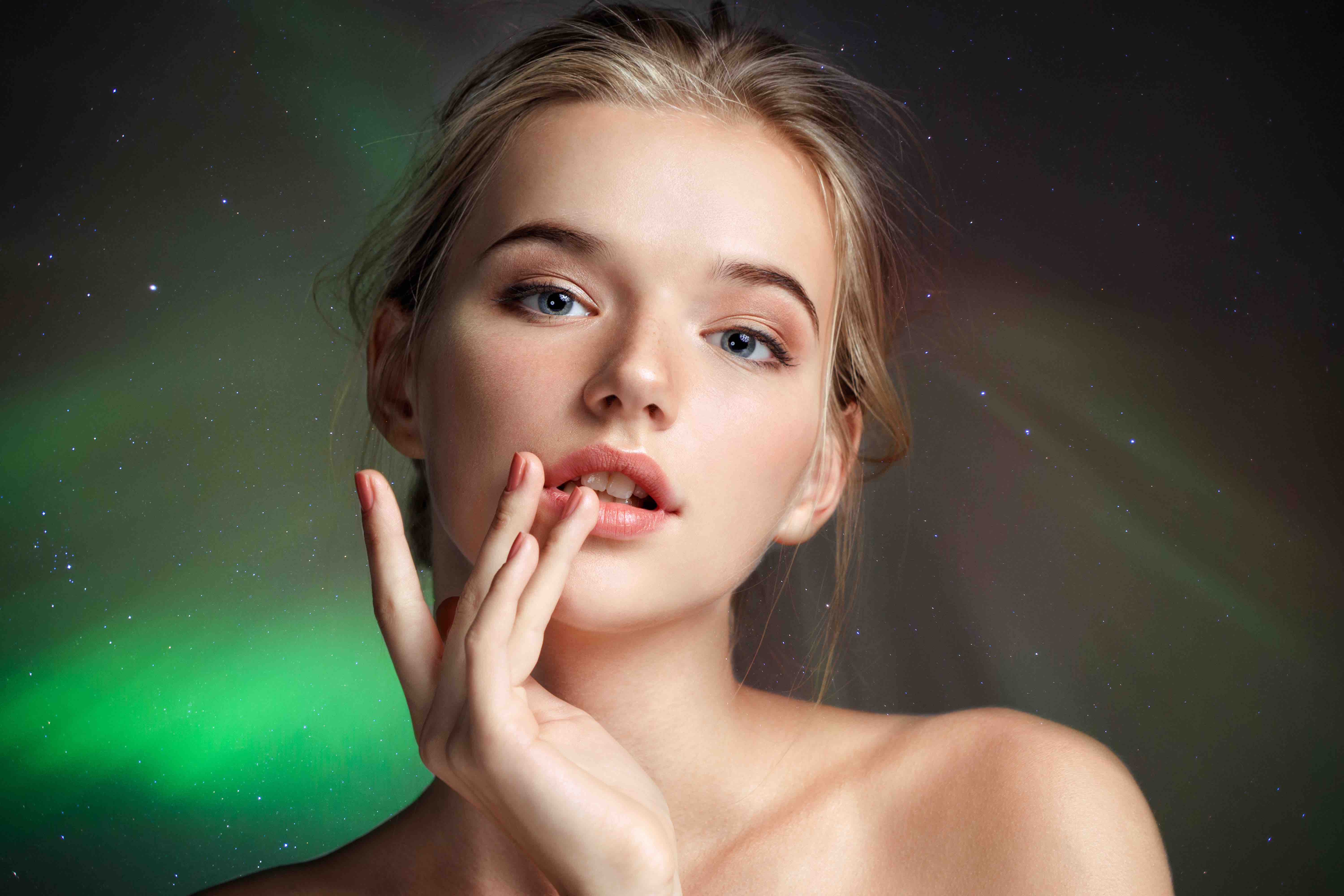 6 Trends That Will Dominate Beauty In 2020 According To FOREO - Middle ...